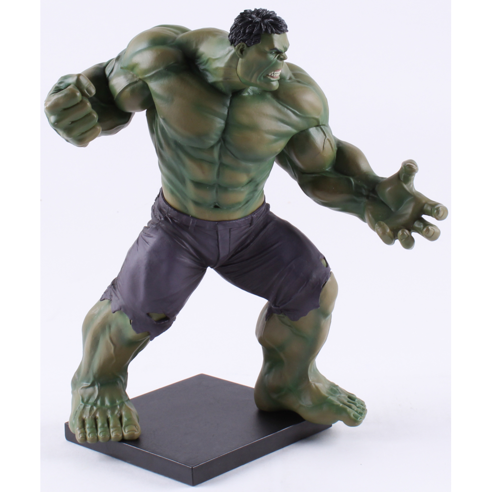 Kotobukiya "The Incredible Hulk" High-End Figurine with Magnetic Base ...