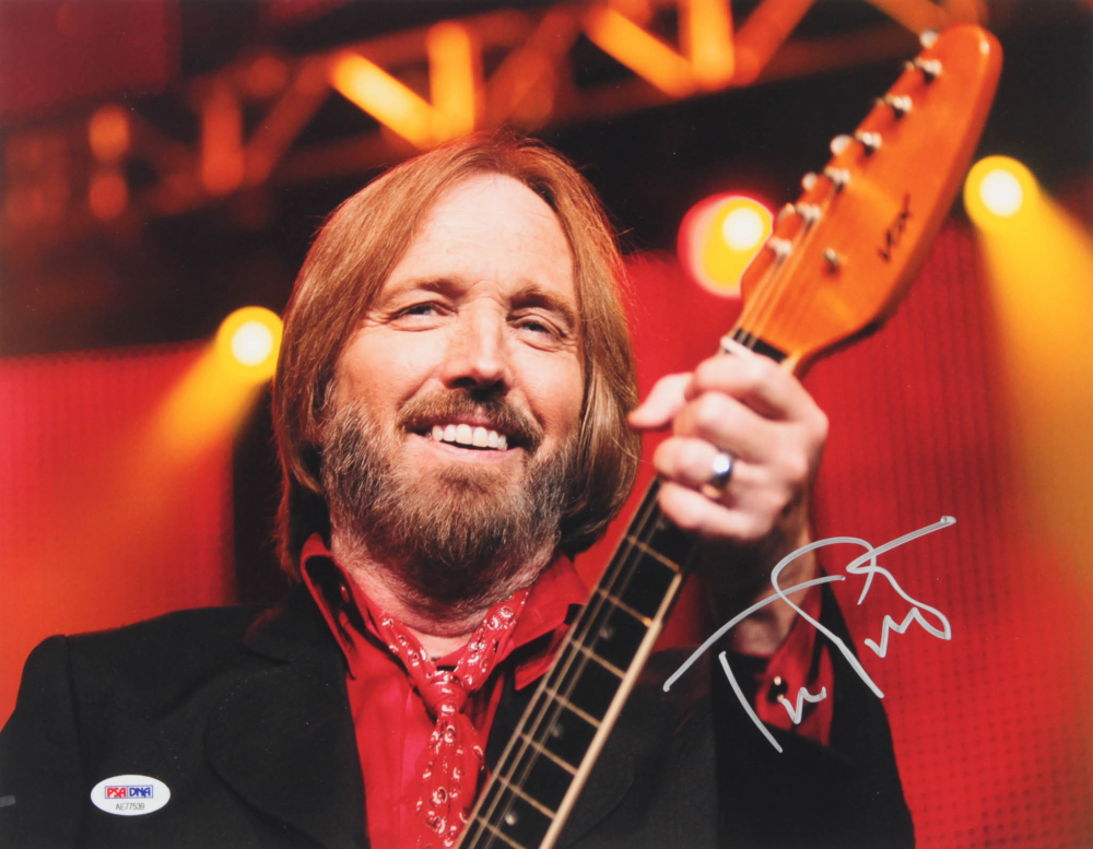 Tom Petty Signed 11x14 Photo (PSA COA) | Pristine Auction