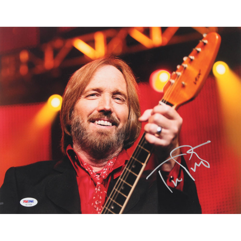 Tom Petty Signed 11x14 Photo (PSA COA) | Pristine Auction