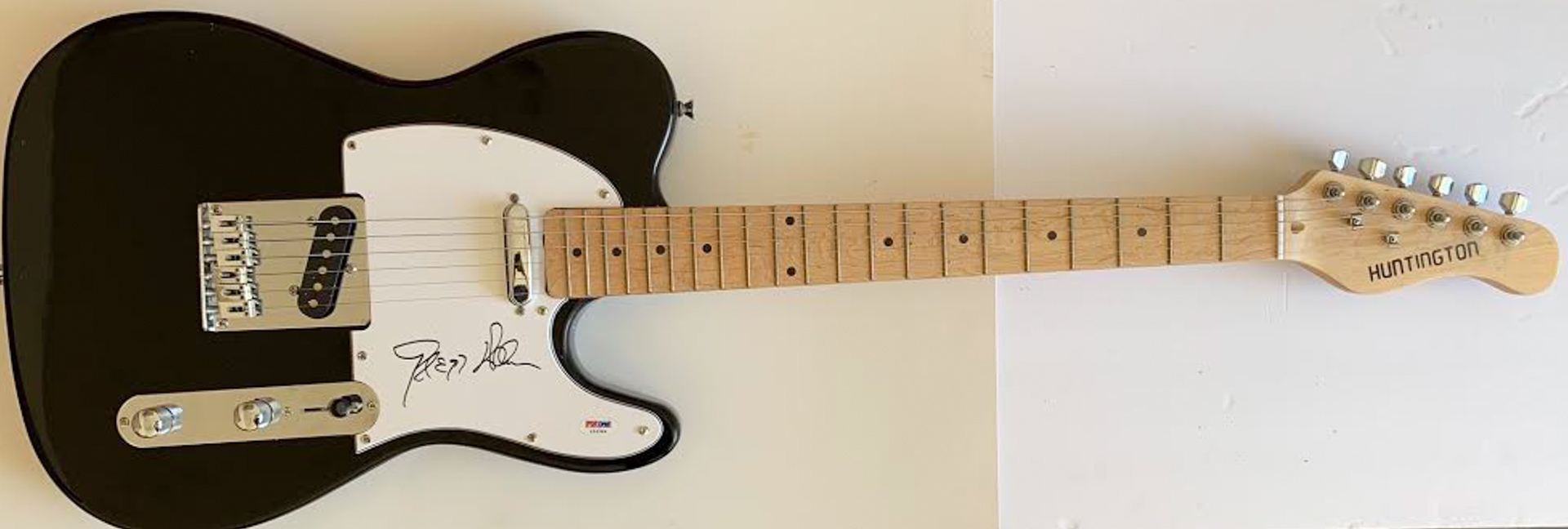Gregg Allman Signed Full-Size Huntington Electric Guitar (PSA Hologram ...