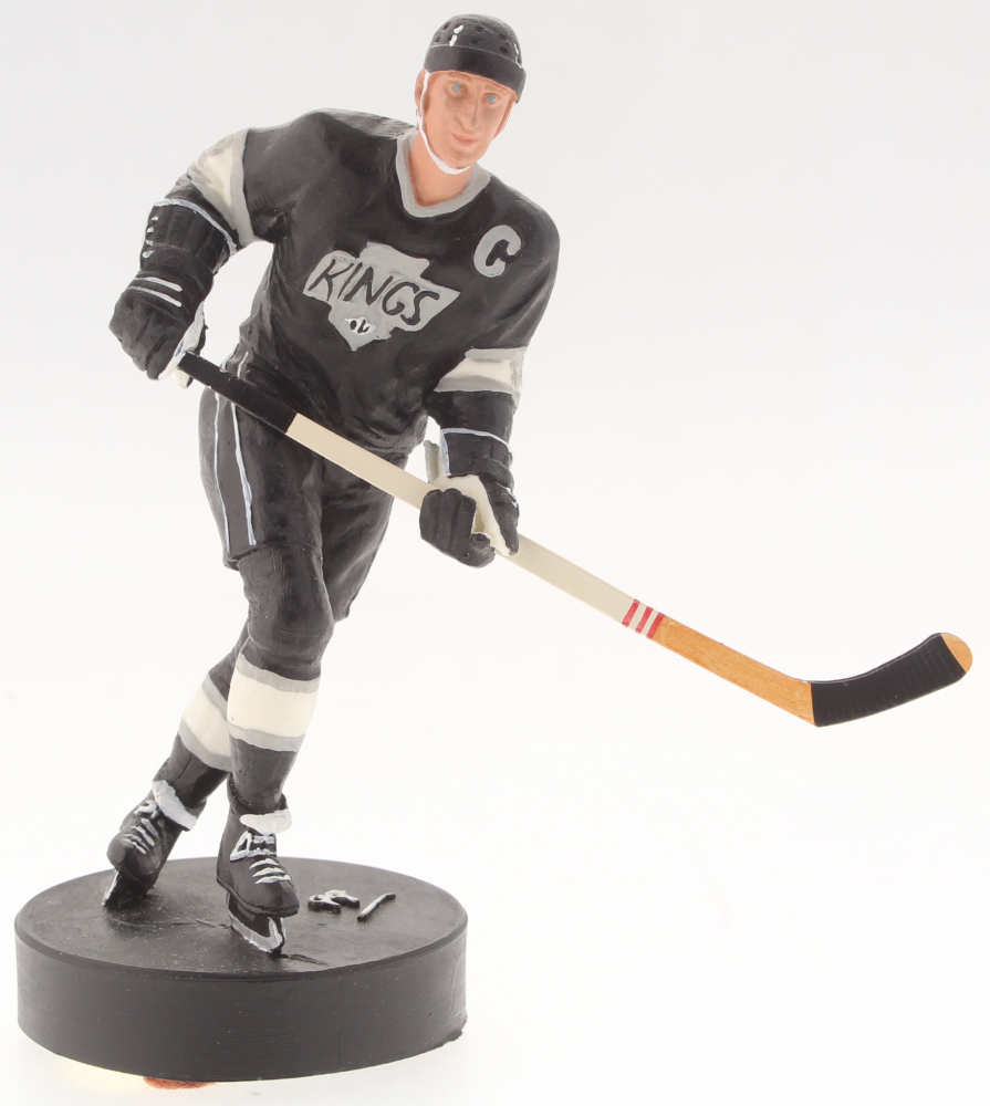 Wayne Gretzky Kings LE Gartlan Statue | Pristine Auction