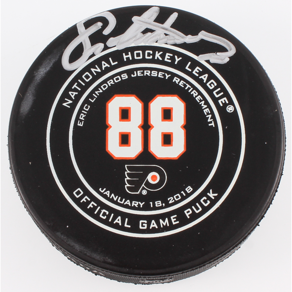 Eric Lindros Signed Retirement Logo Hockey Puck (JSA COA) | Pristine ...