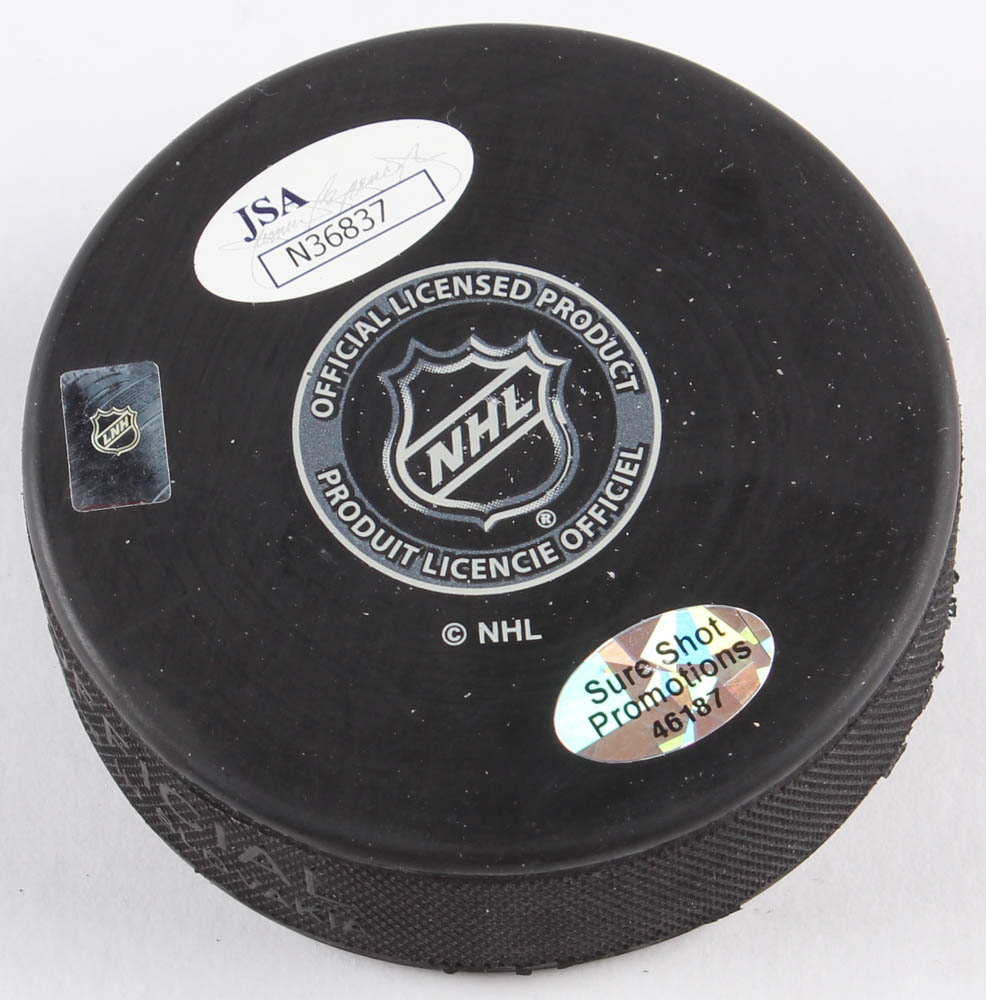 Tim Thomas Signed Bruins Logo Hockey Puck (JSA COA & Sure Shot ...