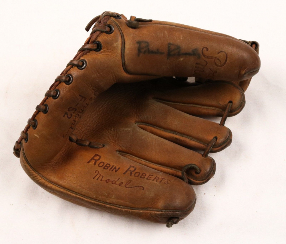 Robin Roberts Signed Vintage Baseball Glove (JSA Hologram) | Pristine ...