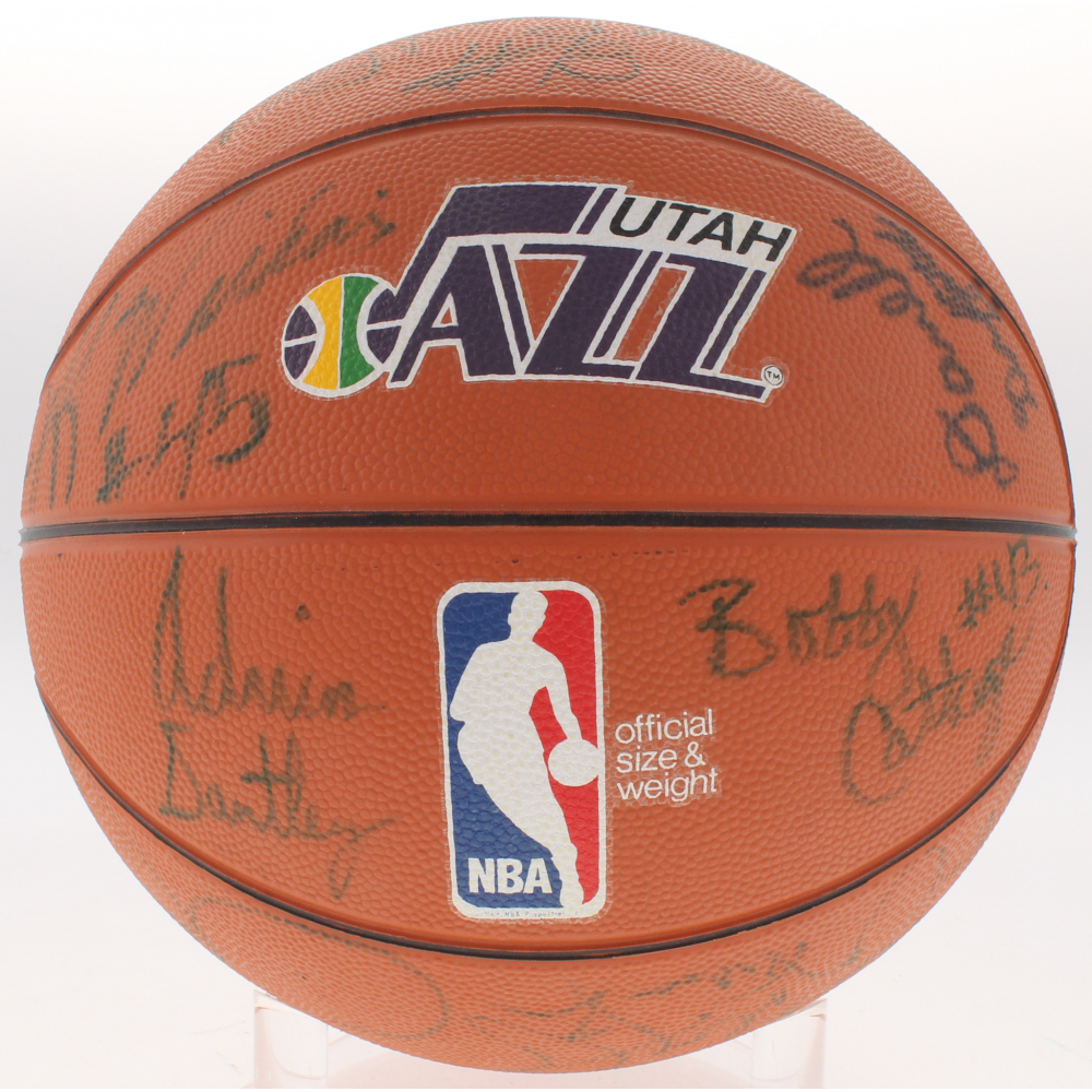 1981-1982 Jazz Logo Basketball Team-Signed By (13) With Bobby Cattage ...