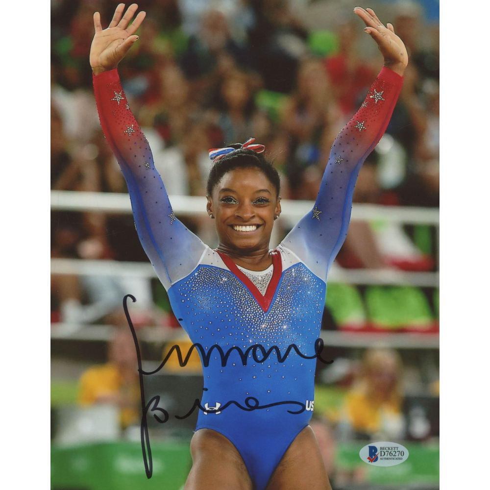 Simone Biles Signed Team USA 8x10 Photo (Beckett COA) | Pristine Auction