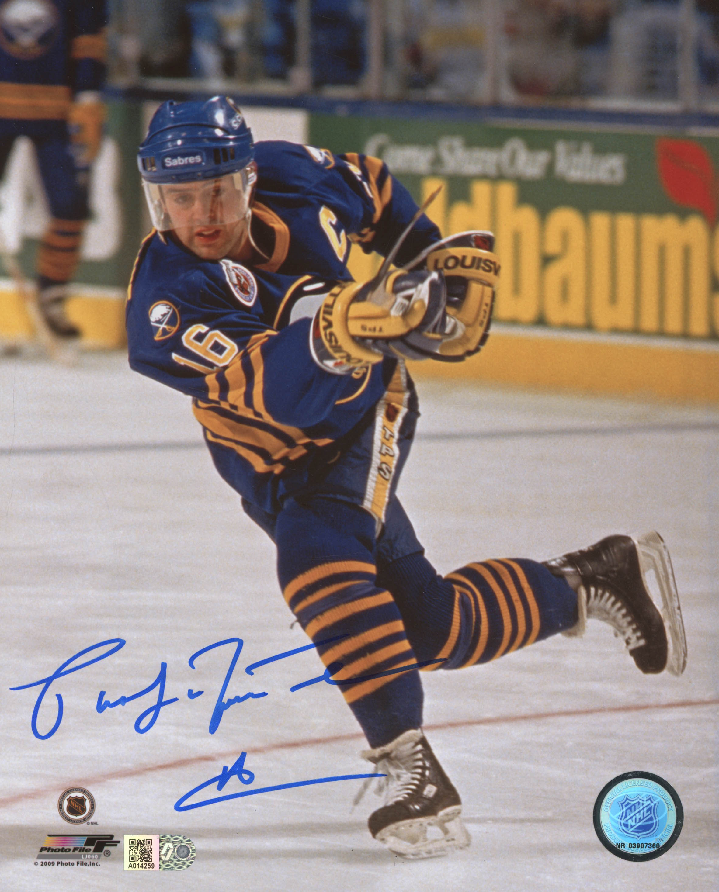 Pat LaFontaine Signed Sabres 8x10 Photo (AIV COA) | Pristine Auction