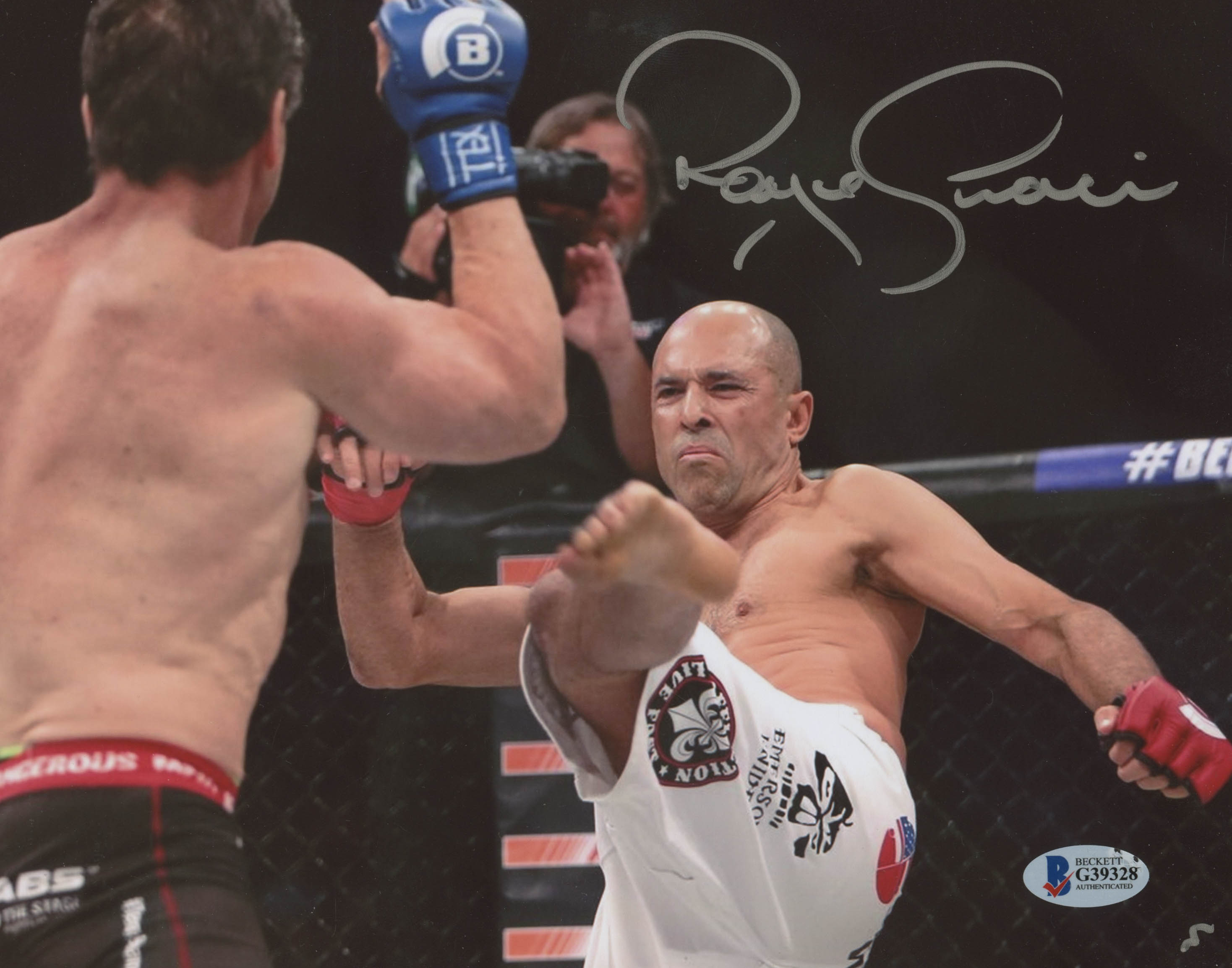 Royce Gracie Signed 8x10 Photo (Beckett COA) | Pristine Auction