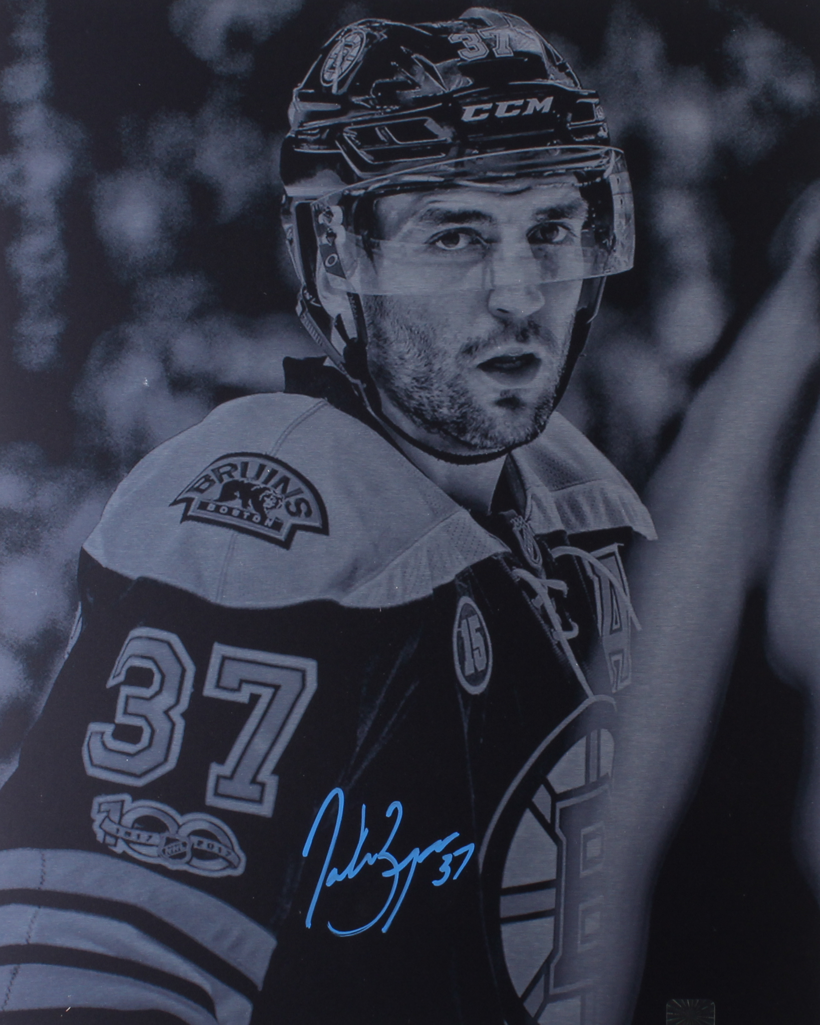 Patrice Bergeron Signed Boston Bruin 20x24 Metal Photo Cut Display ...