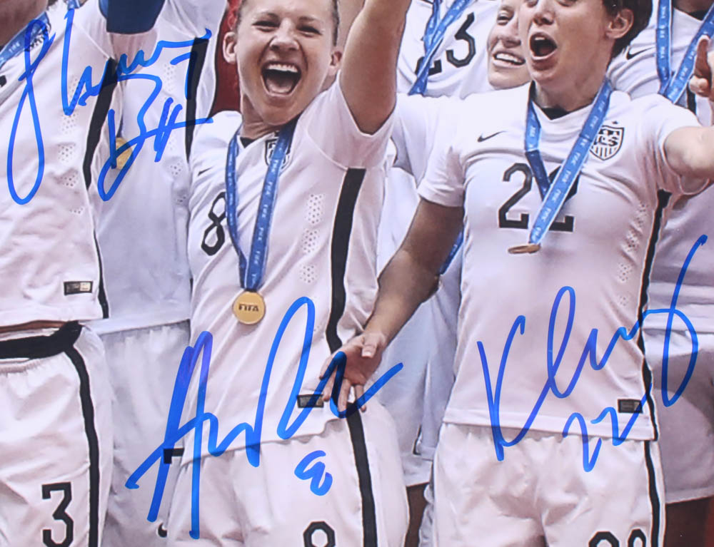 USWNT 16x20 Photo Signed by (7) with Hope Solo, Becky Sauerbrunn, Amy ...