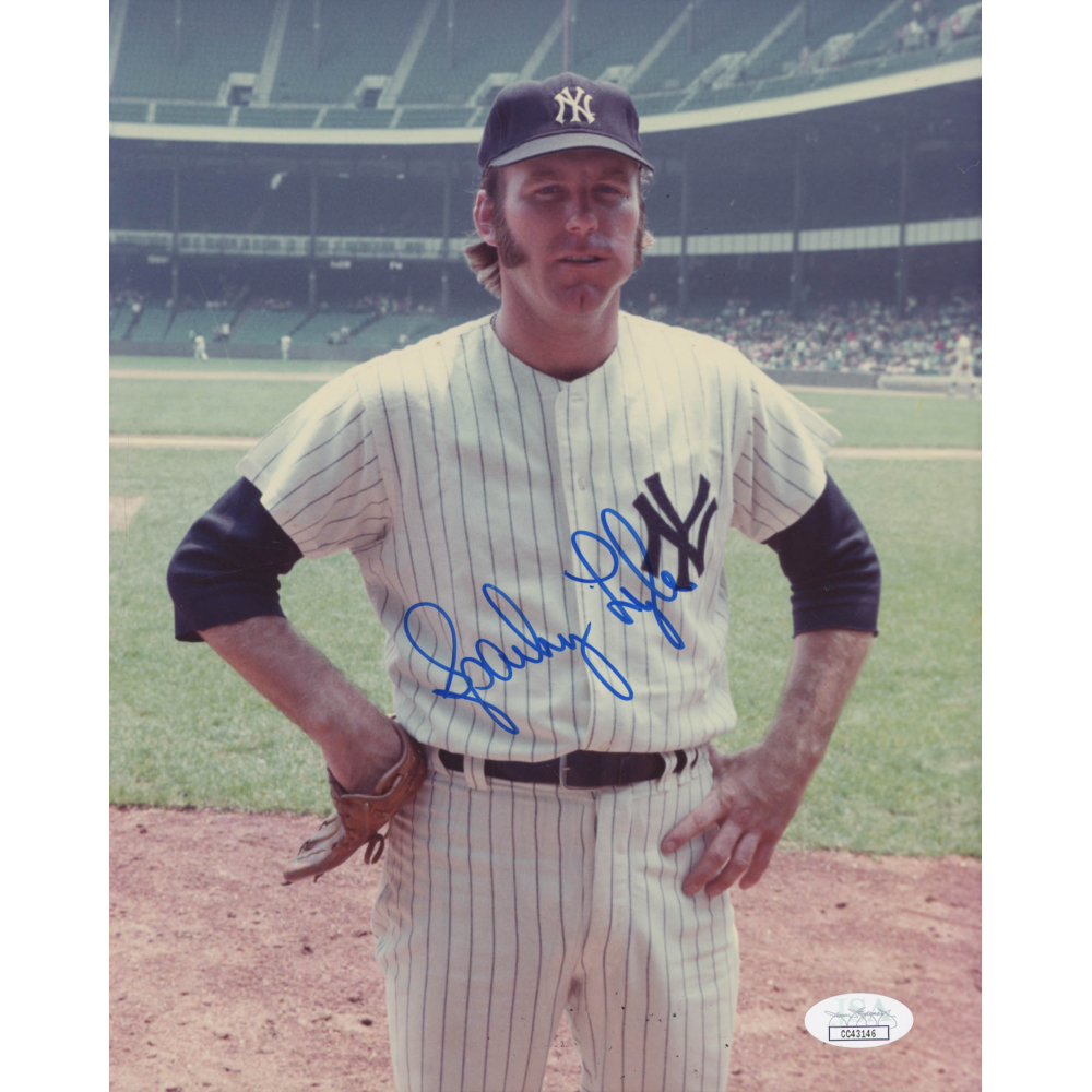Sparky Lyle Signed New York Yankees 8x10 Photo (JSA COA) | Pristine Auction