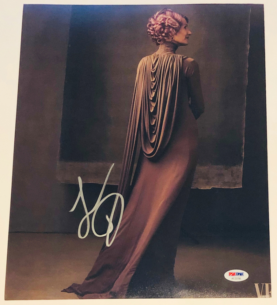 Laura Dern Signed "Star Wars: The Last Jedi" 11x14 Photo (PSA COA ...