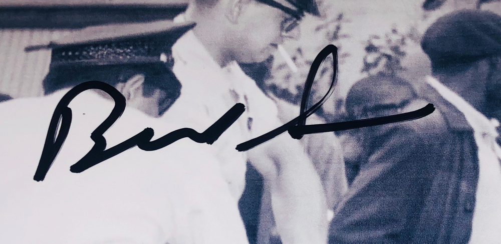 Bernie Sanders Signed 8.5x11 Photo (PSA COA) | Pristine Auction