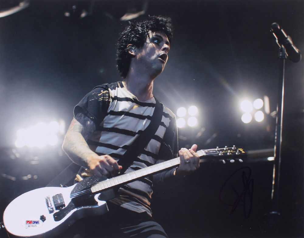 Billie Joe Armstrong Signed "Green Day" 11x14 Photo (PSA Hologram ...