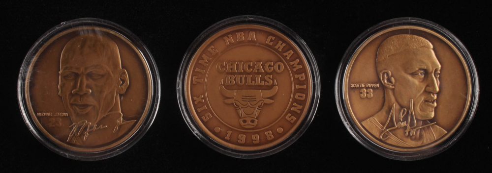 Set of (3) Commemorative LE 1998 Chicago Bulls Coins in Display Case ...