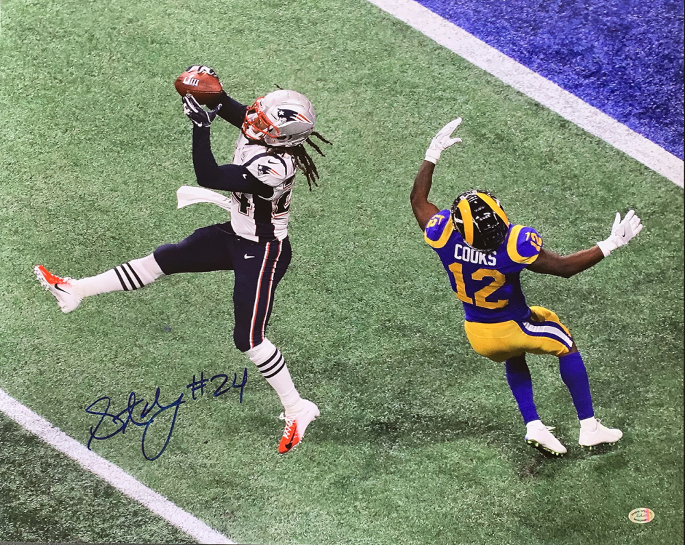 Stephon Gilmore Signed New England Patriots 16x20 Photo (Sports ...