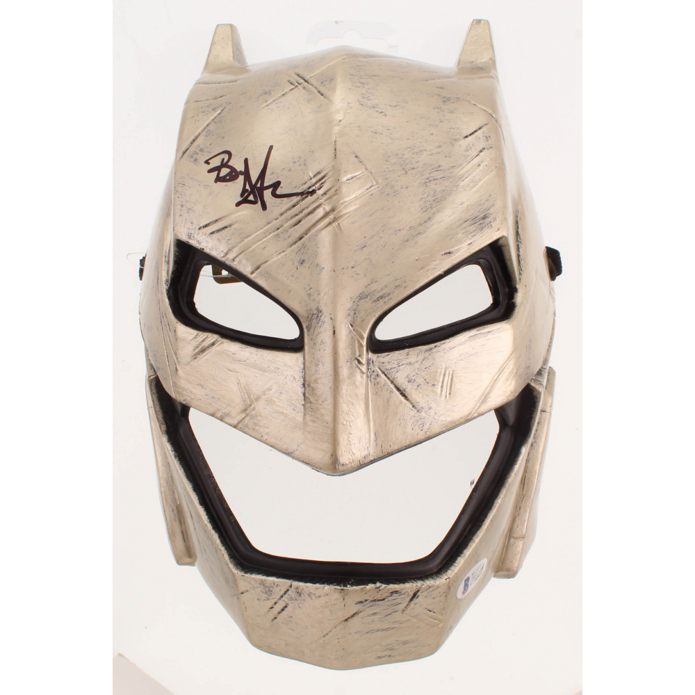 Ben Affleck Signed Full-Size Batman Mask (Beckett COA) | Pristine Auction