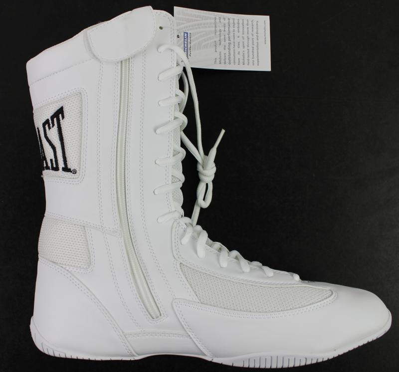 Muhammad Ali Signed Everlast Boxing Shoe (PSA LOA) | Pristine Auction