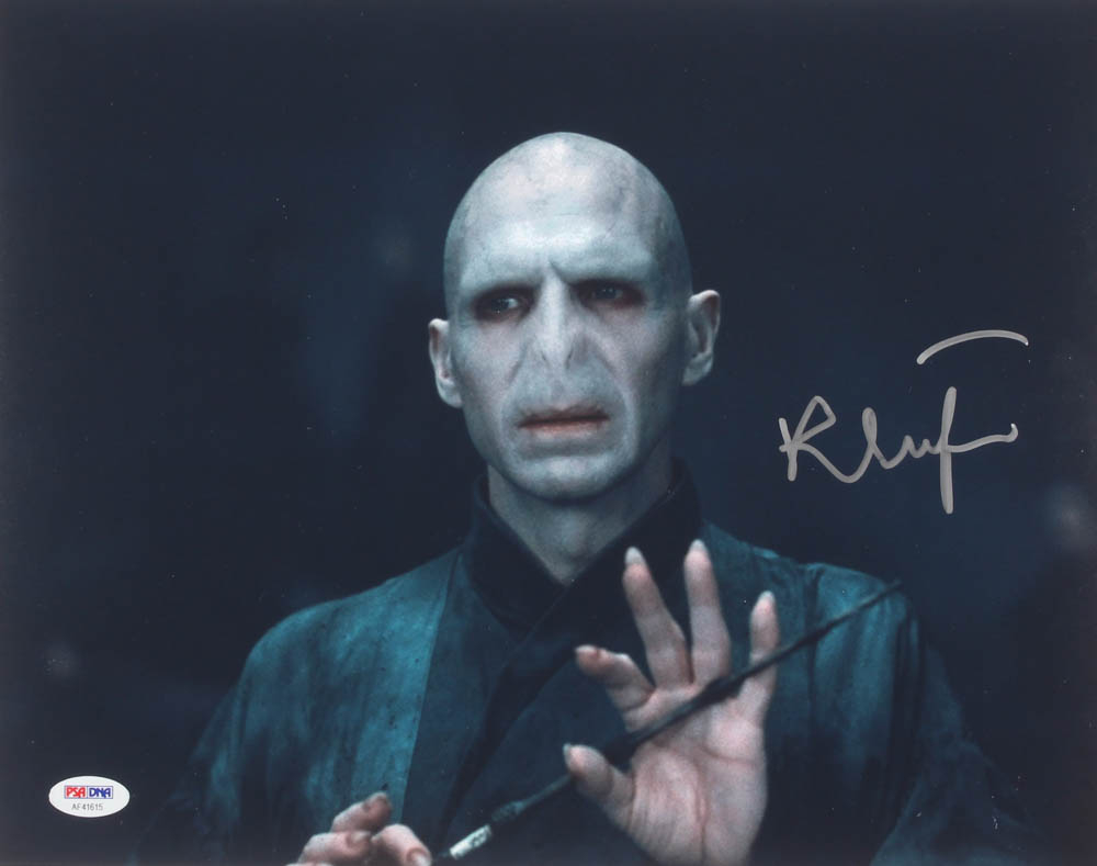 Ralph Fiennes Signed "Harry Potter" 11x14 Photo (PSA COA) | Pristine ...