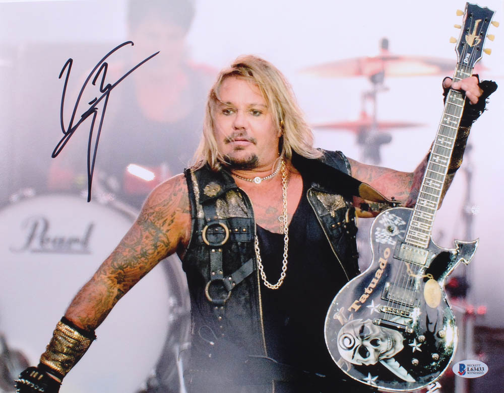 Vince Neil Signed "Motley Crue" 11x14 Photo (Beckett COA) | Pristine ...