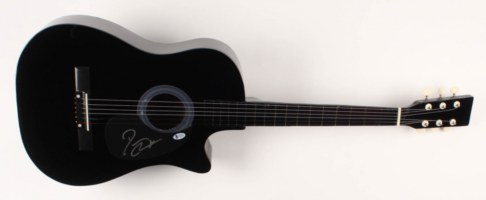 Darius Rucker Signed 38" Acoustic Guitar (Beckett COA) | Pristine Auction