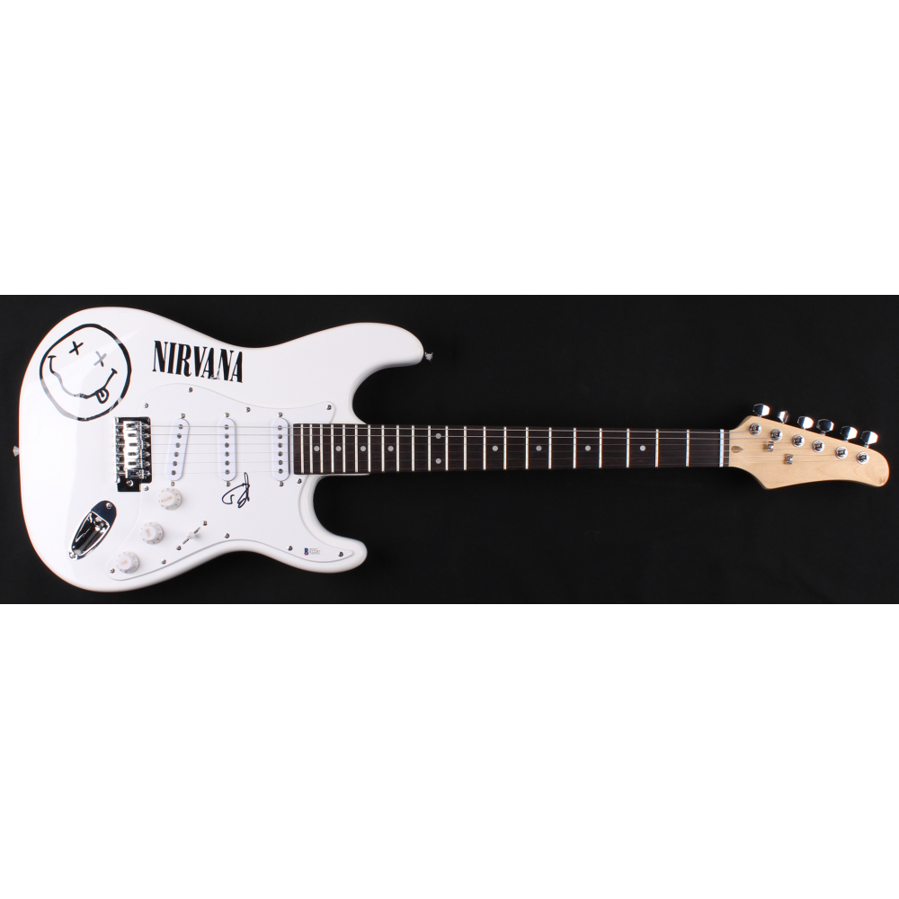 Dave Grohl Signed Fender Nirvavna Electric Guitar (Beckett COA ...