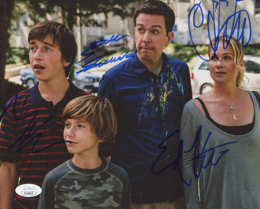 "Vacation" 8x10 Photo Cast-Signed By (4) with Ed Helms, Christina ...