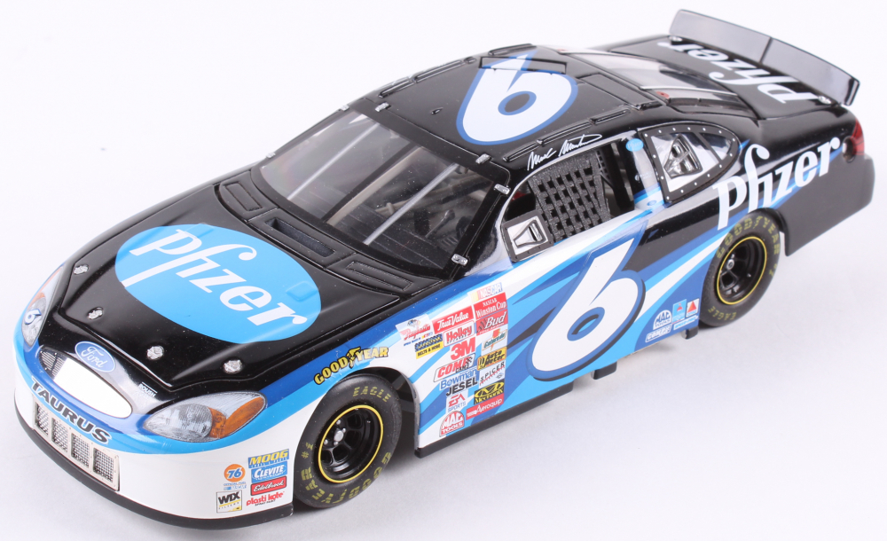Lot of (2) 1:24 Scale Die-Cast Cars with LE Mark Martin #6 Pfizer 2002 ...