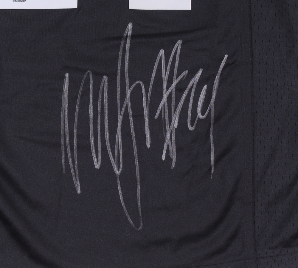 Marshawn Lynch Signed Oakland Raiders Nike Jersey (Lynch Hologram ...