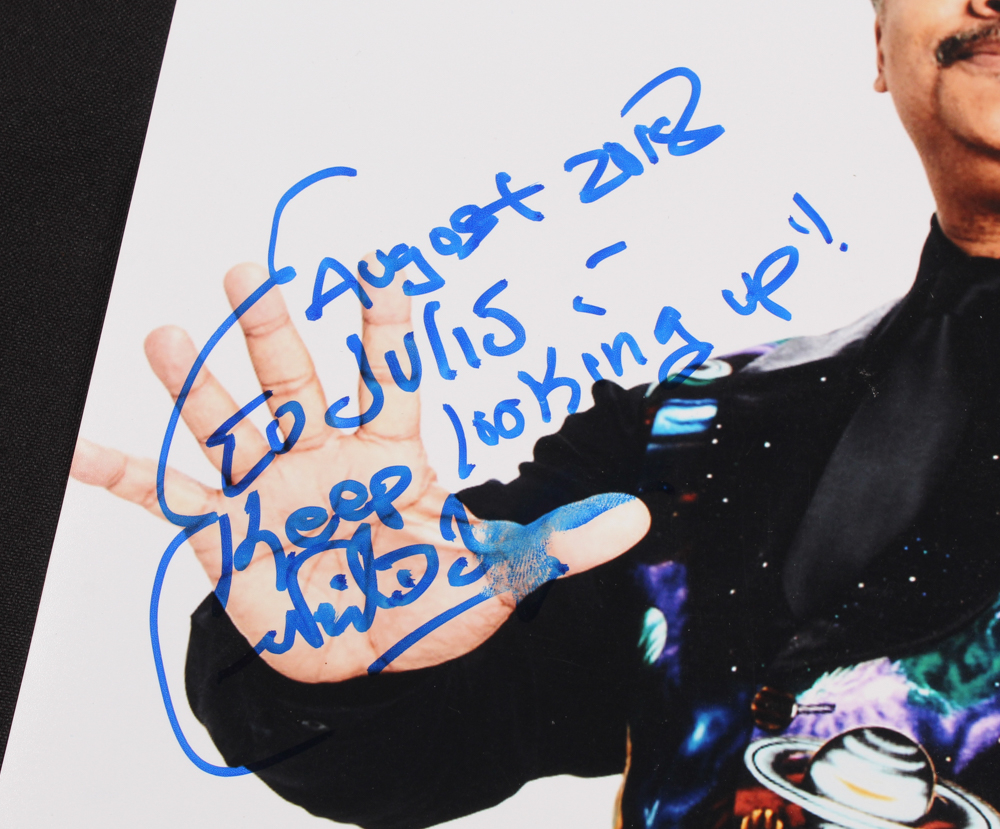 Neil deGrasse Tyson Signed 11x14 Photo Inscribed "Keep Looking Up ...