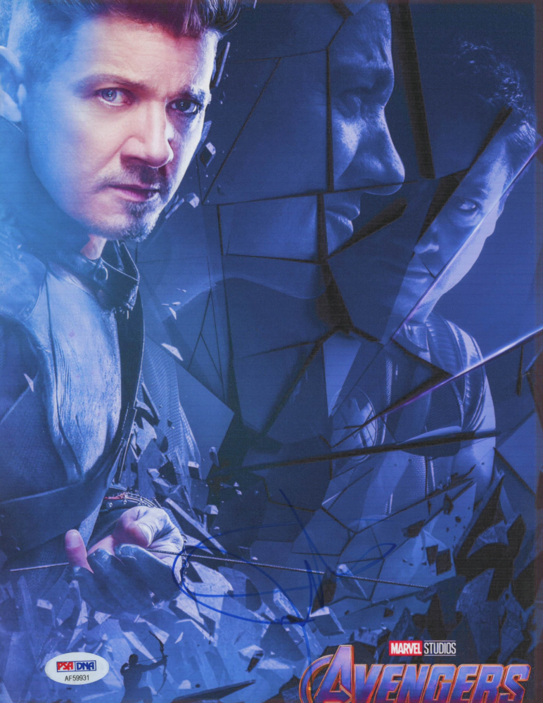 Jeremy Renner Signed "Avengers" 8x10 Photo (PSA COA) | Pristine Auction