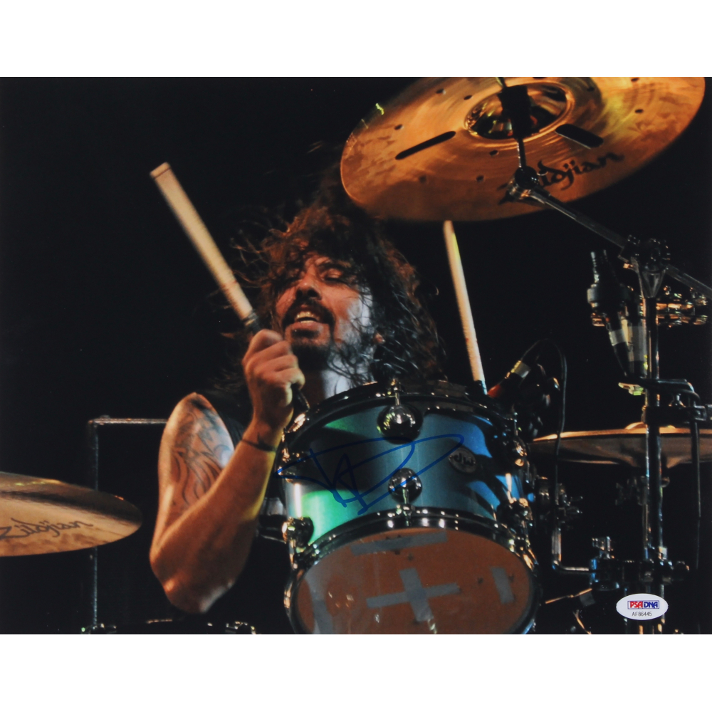 Dave Grohl Signed 11x14 Photo (PSA COA) | Pristine Auction