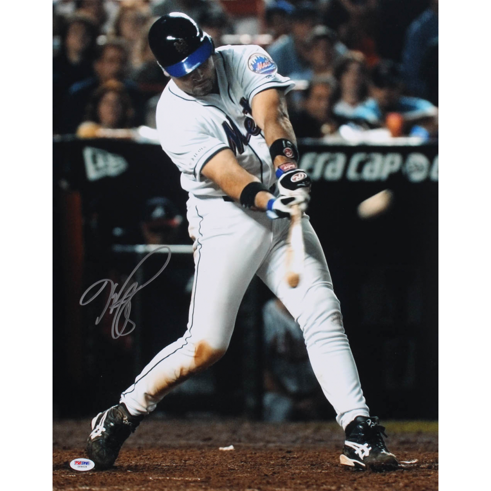 Mike Piazza Signed New York Mets 16x20 Photo (PSA COA) | Pristine Auction