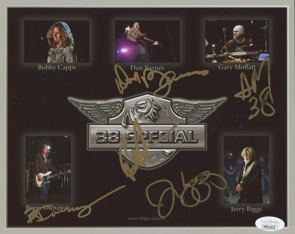 38 Special 8x10 Photo Band-Signed by (5) with Bobby Capps, Don Barnes ...