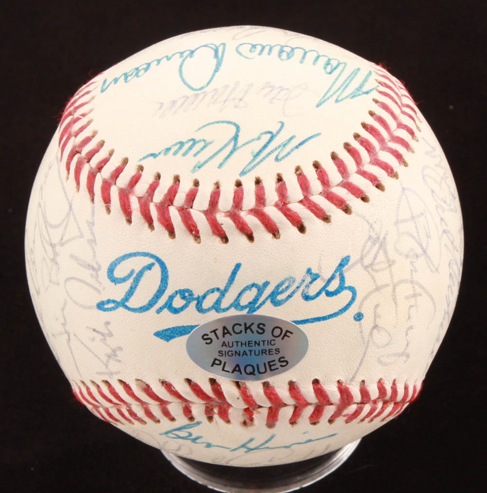 1989 Los Angeles Dodgers Baseball Team-Signed By (30) with Tom Lasorda ...