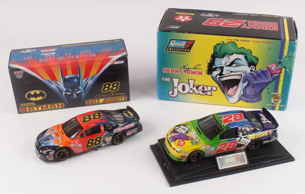 Lot of (2) Action LE 1:24 Scale 1998 Ford Taurus Die-Cast Cars with ...