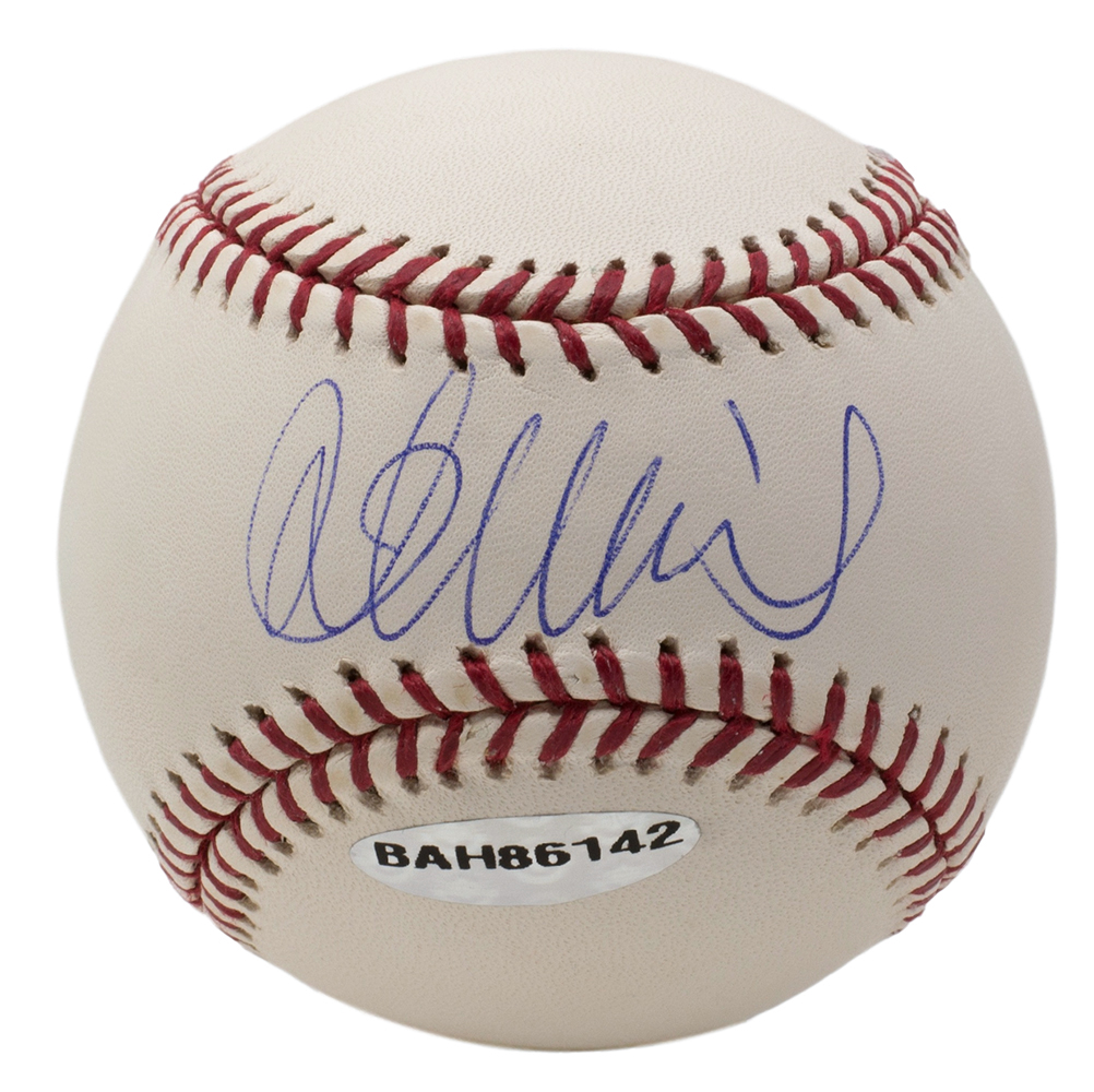 Ichiro Suzuki Signed OML Baseball (UDA COA & MLB Hologram) | Pristine ...