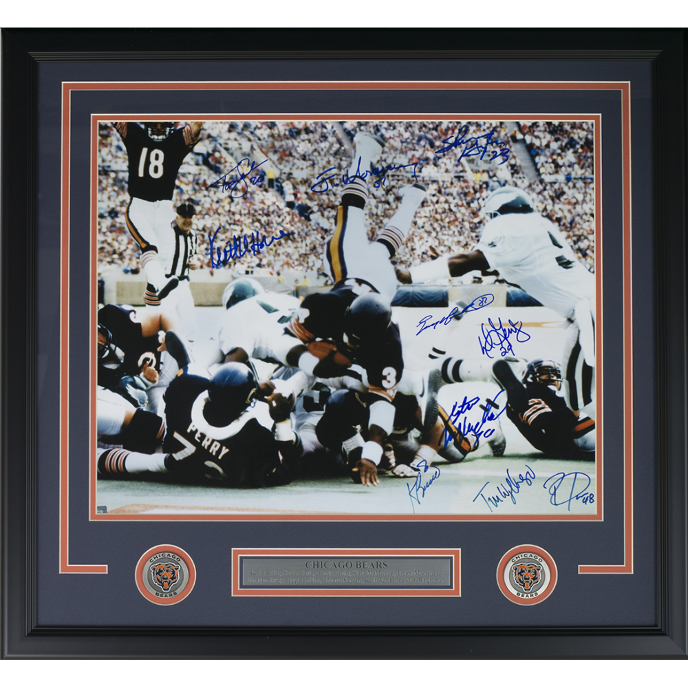Bears 22x27 Custom Framed Photo Team-Signed by (10) with Kevin Butler ... Bears 22x27 Custom Framed Photo Team-Signed by (10) with Kevin Butler ...