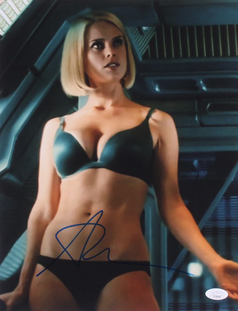 Alice Eve Signed Star Trek Into Darkness 11x14 Photo Jsa Coa