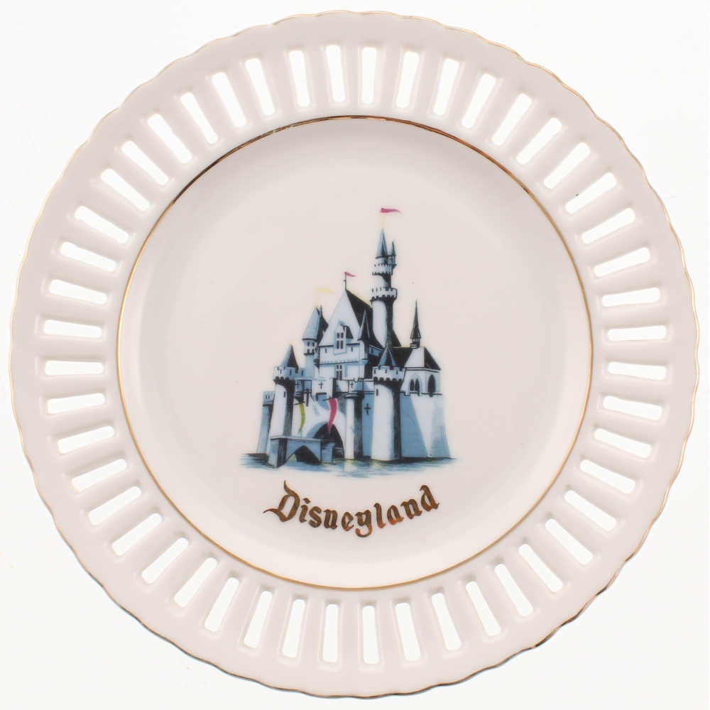 Vintage Disneyland Plate | Pristine Auction