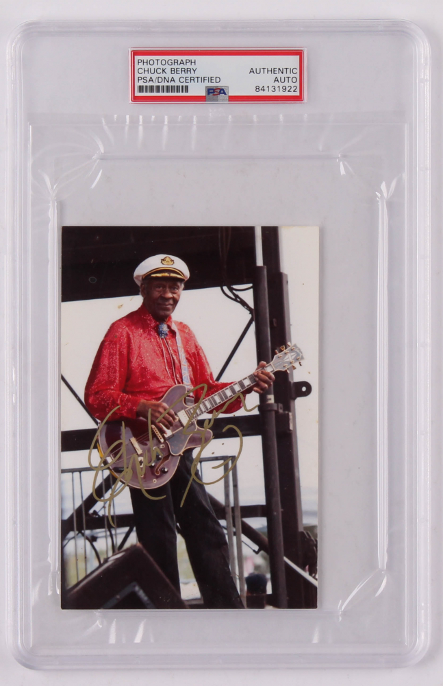 Chuck Berry Signed 5x7 Photo (PSA Encapsulated) | Pristine Auction