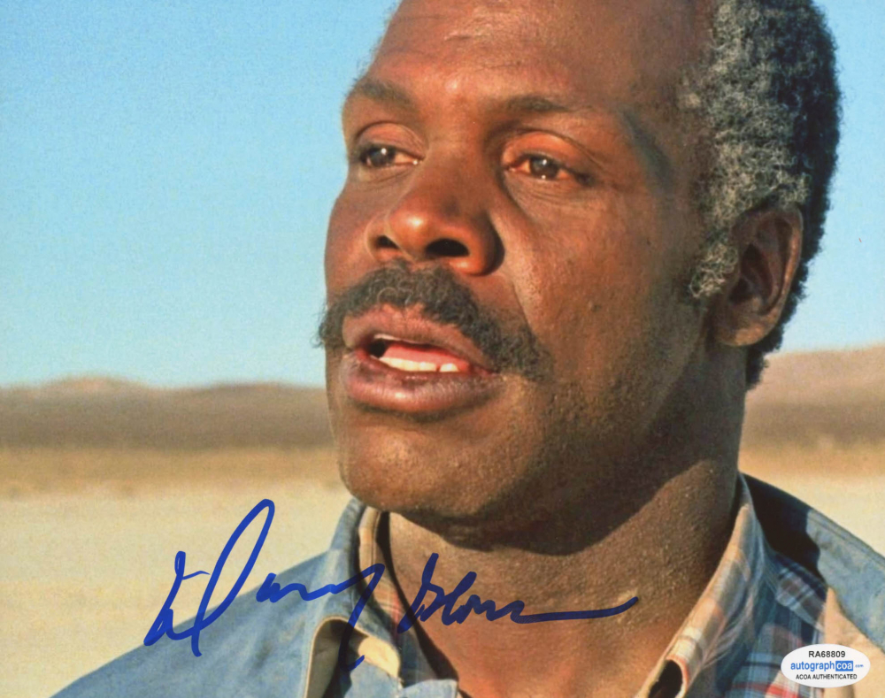 Danny Glover Signed "Lethal Weapon" 8x10 Photo (AutographCOA COA ...
