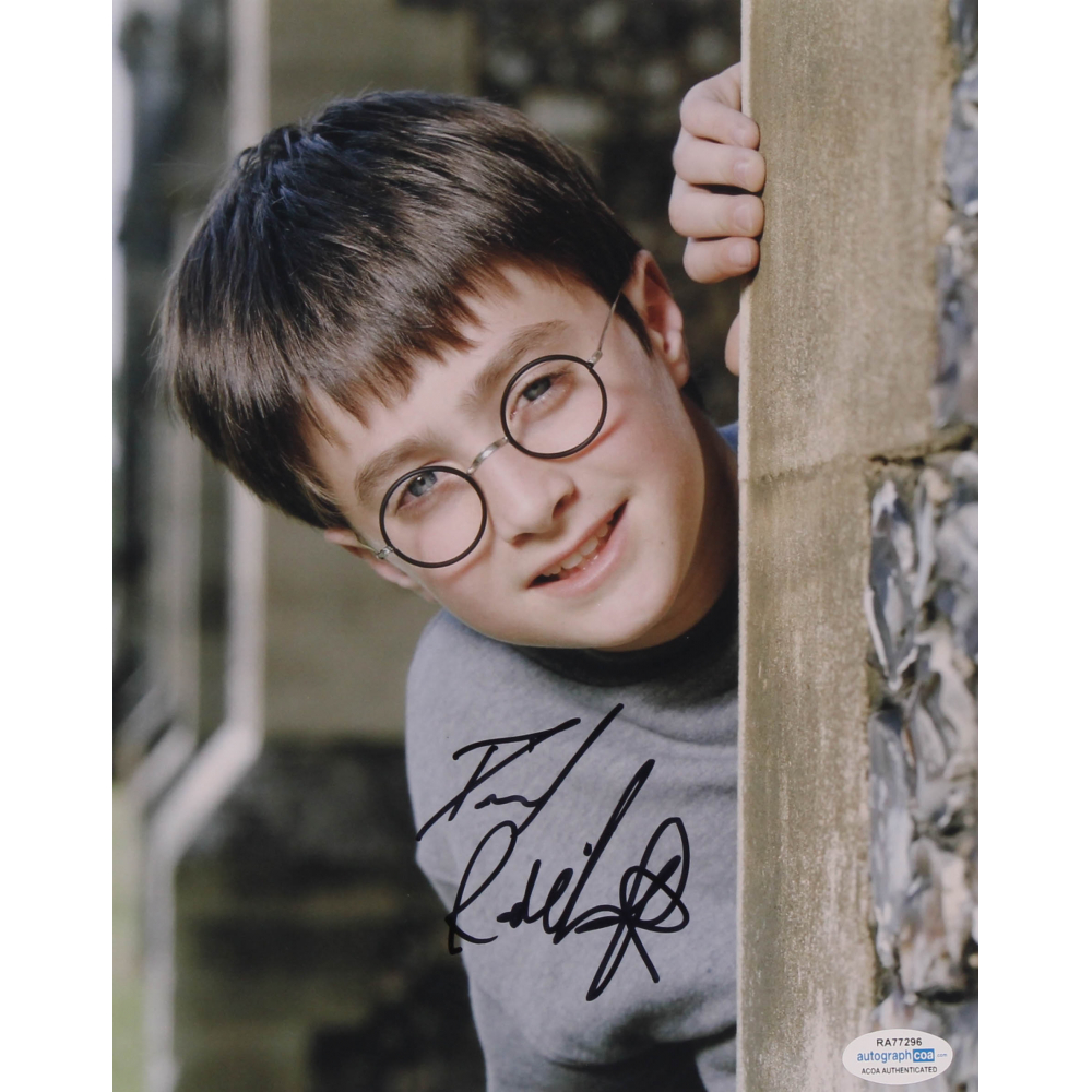 Daniel Radcliffe Signed "Harry Potter & the Sorcerer's Stone" 8x10 ...