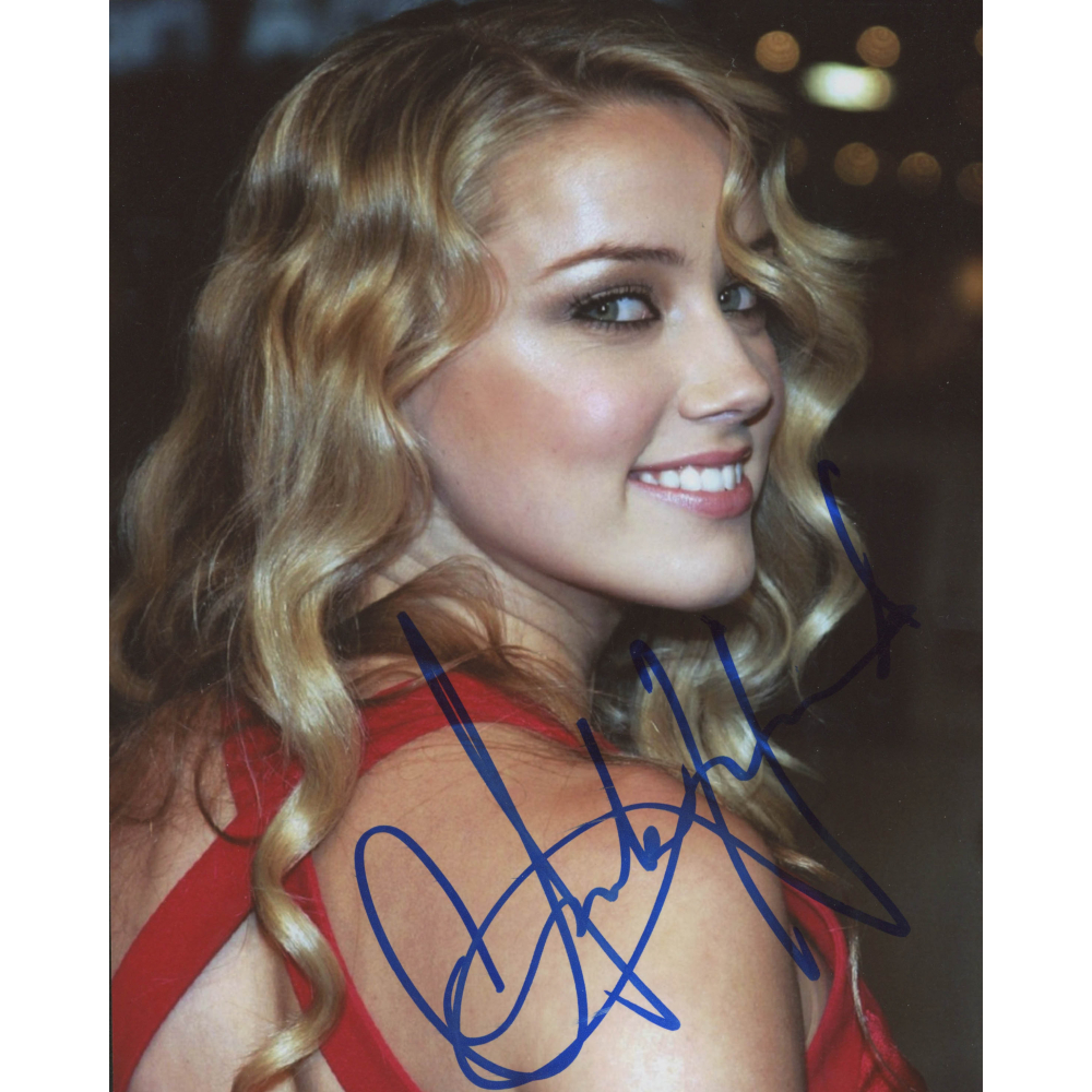 Amber Heard Signed 8x10 Photo (AutographCOA Hologram) | Pristine Auction