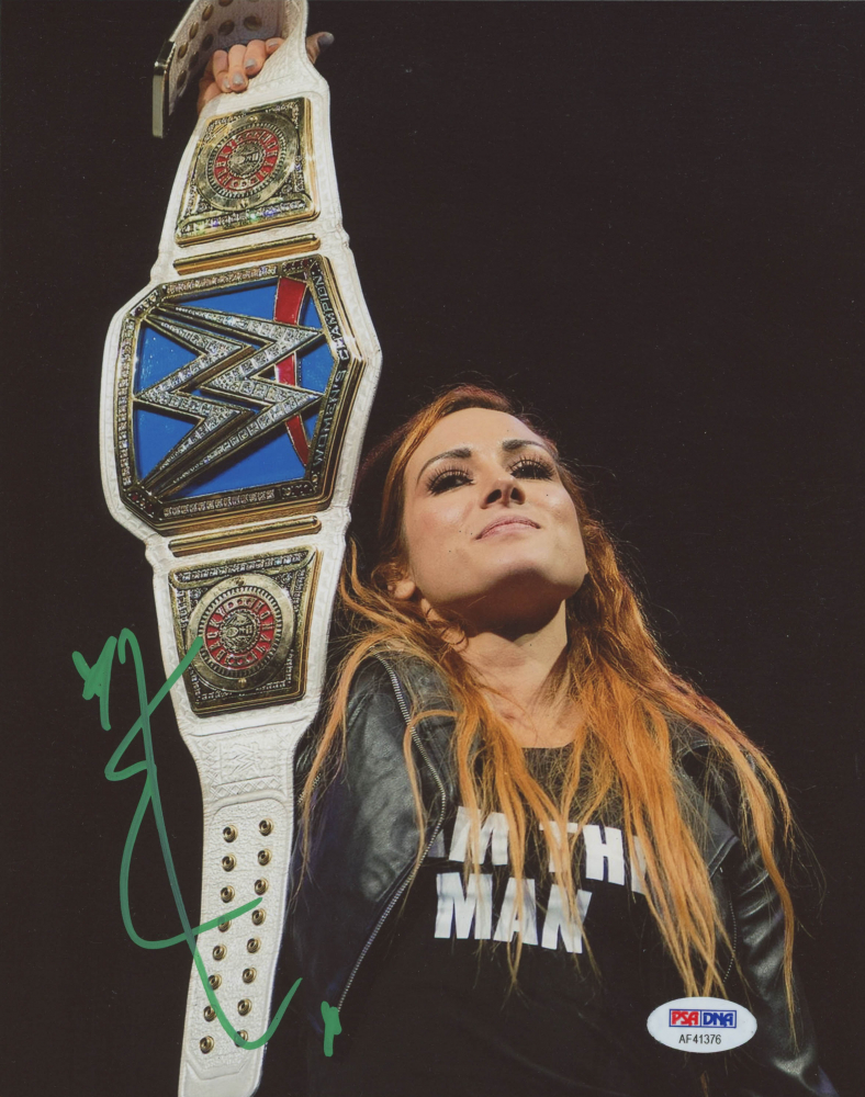 Becky Lynch Signed WWE 8x10 Photo (PSA Hologram) | Pristine Auction