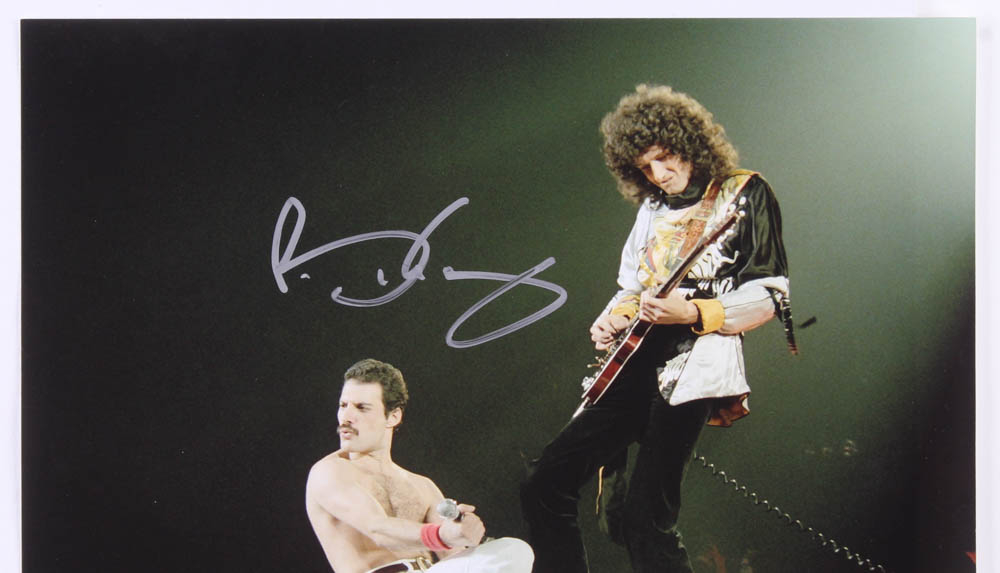 Brian May Signed Queen 11x14 Photo (PSA COA) | Pristine Auction