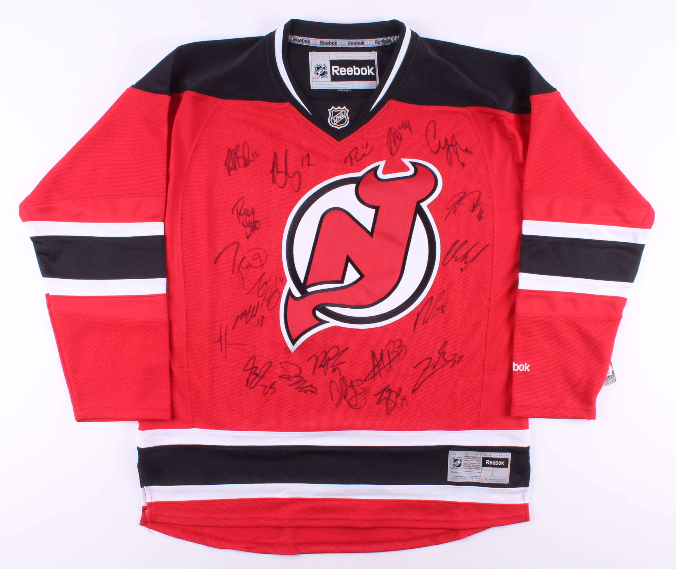 Devils Jersey Signed by (20) with Beau Bennett, Reid Boucher, Michael ...