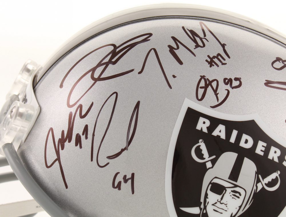 2019 Raiders Full-Size Helmet Team-Signed by (30) with Derek Carr ...