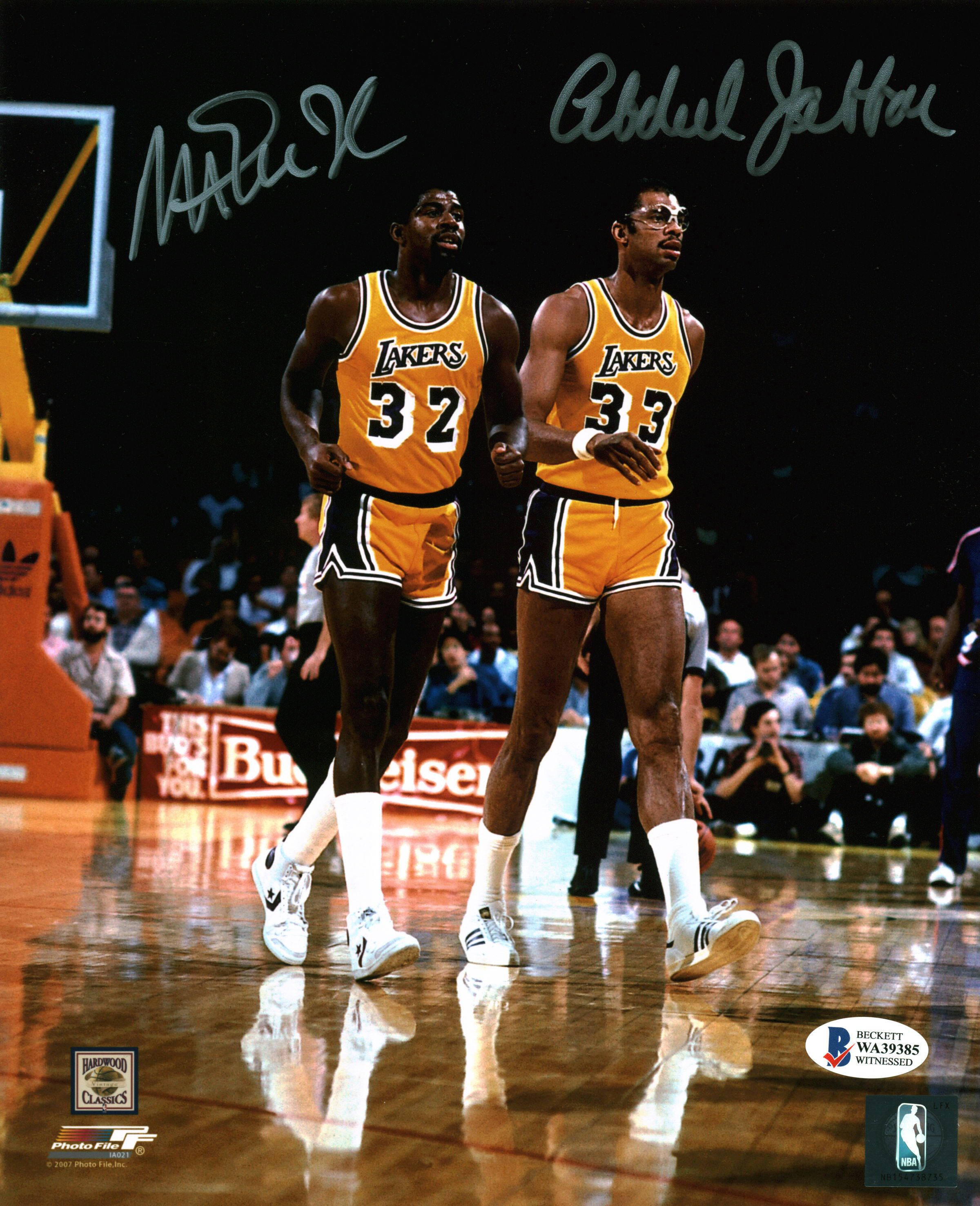 Magic Johnson & Kareem Abdul-Jabbar Signed Lakers 8x10 Photo (Beckett ...