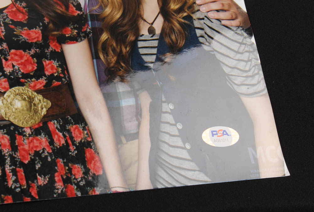 Jennette McCurdy Signed "iCarly" 11x14 Photo (PSA COA) | Pristine Auction